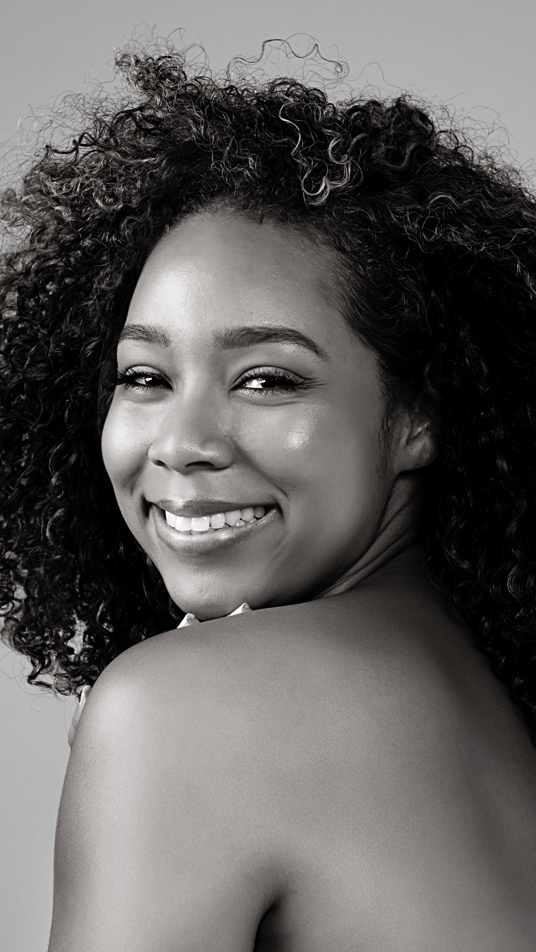 3 Best Techniques For Defining 4B Hair